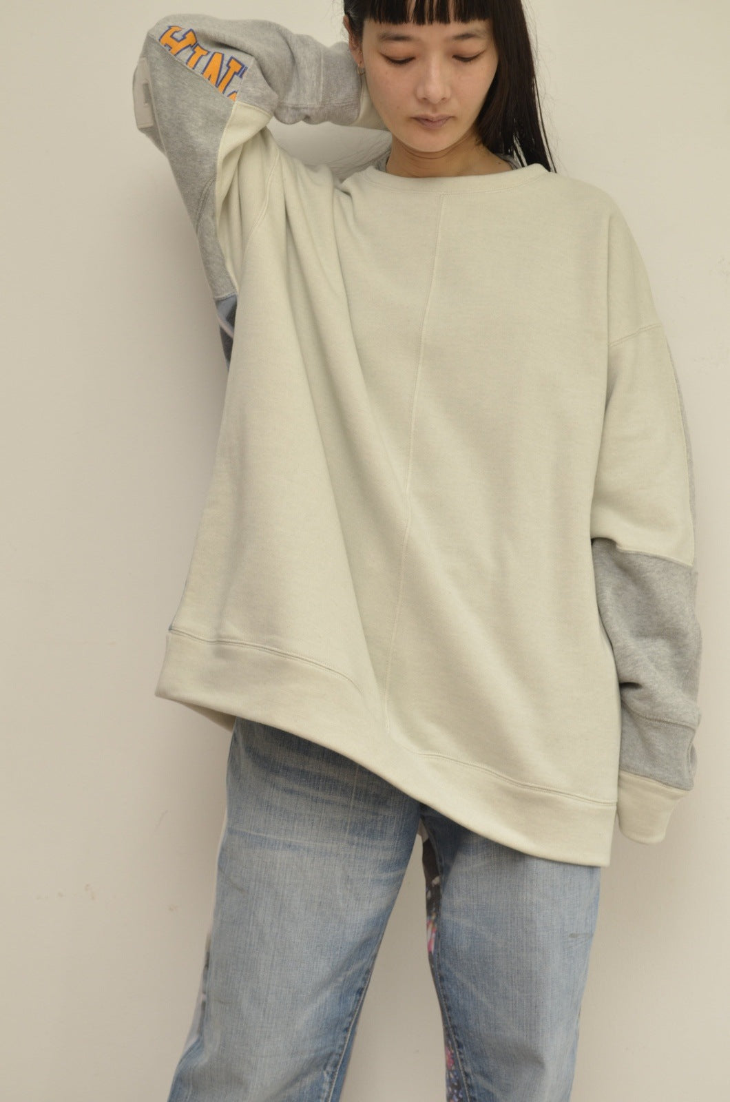 PRINT SWEATSHIRTS (GRY/CAT)_01 – here/YEAH RIGHT!!